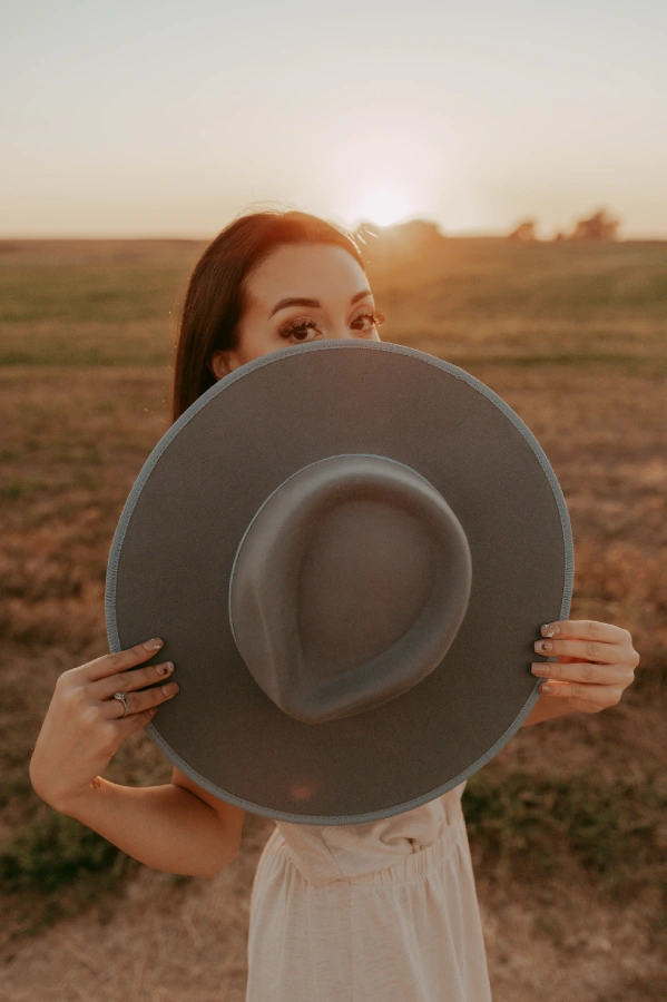 Victoria Rancher Hat in Powder Blue | Vanelegance